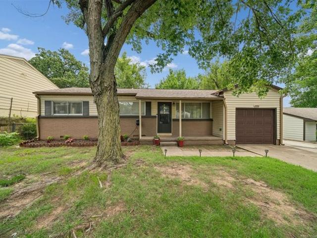 1006 Forest Dr, Sand Springs, OK 74063