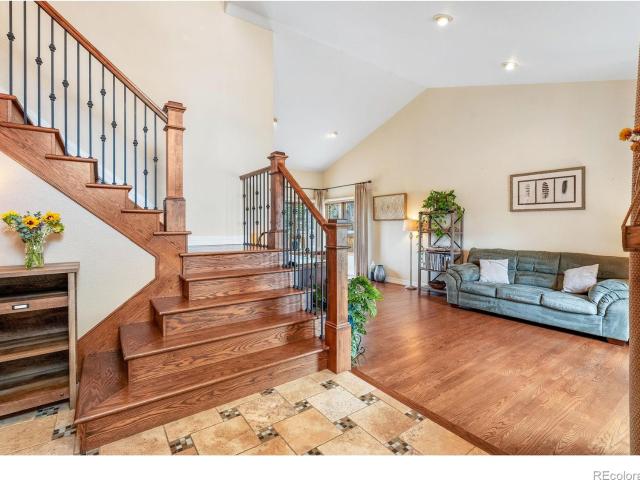 1006 Fox Hills Drive