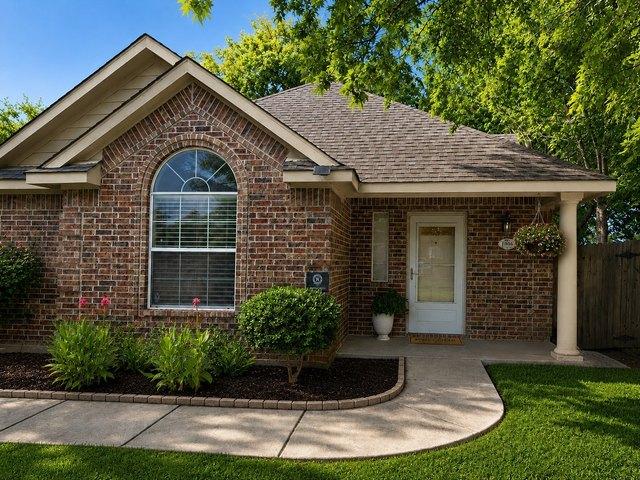 1006 Hall St, McKinney, TX 75069
