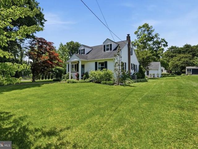1006 Hill Ave, Langhorne, PA 19047