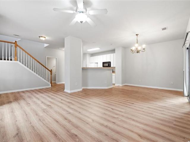 1006 Ivydale Circle