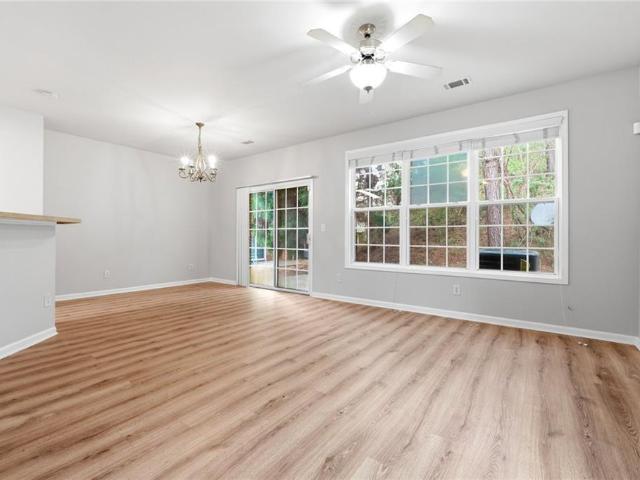 1006 Ivydale Circle