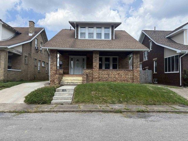 1006 Johns Ct, Huntington, WV 25701