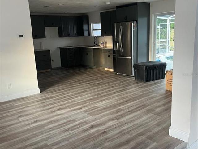 1006 Kenmore Dr, Brandon, FL 33510 | MLS #TB8456