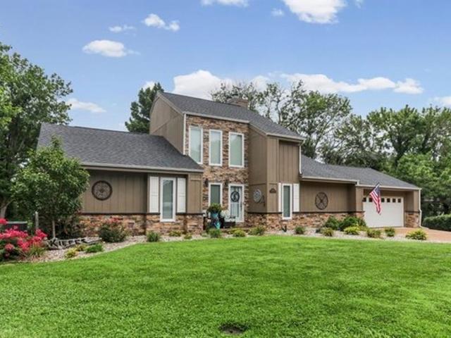 1006 Patti Ct, Red Bud, IL 62278
