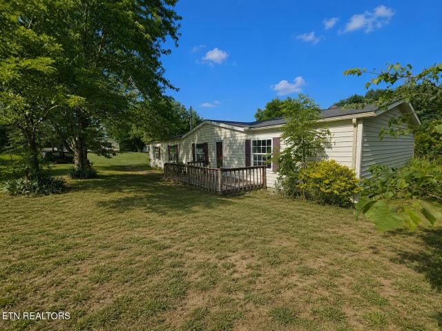 1006 pleasant valley rd