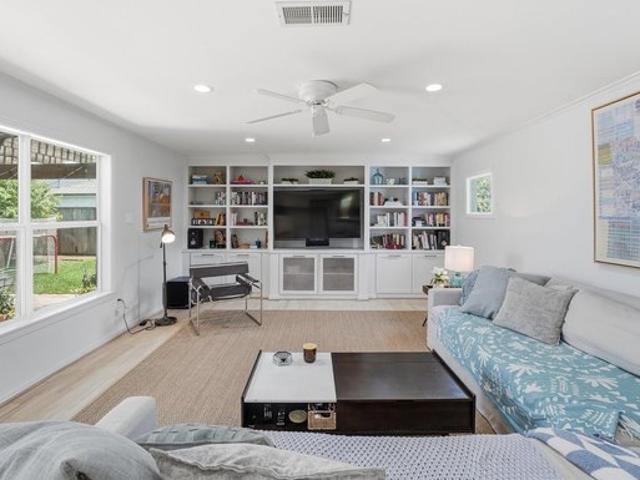 1006 Prince St, Houston, TX 77008