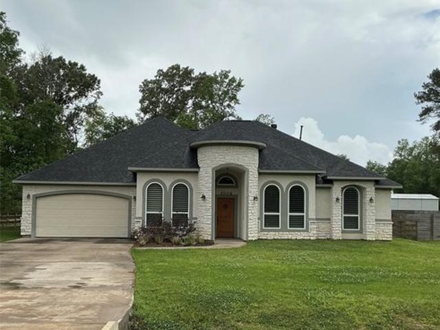 1006 Road 6604, Dayton, TX 77535