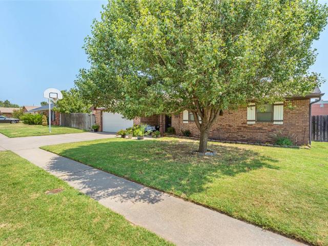 1006 Stonegate Drive