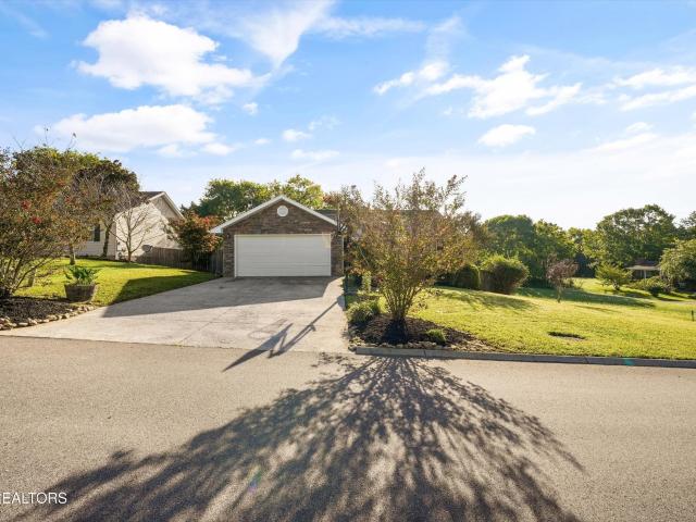 1006 Stones Throw Lane