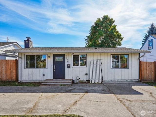 1006 S 72nd St, Tacoma, WA 98408