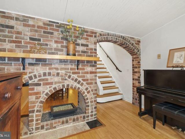 1006 S East Ave, Baltimore, MD 21224