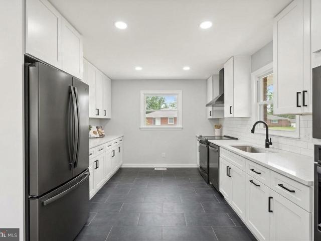 1006 Scott Avenue