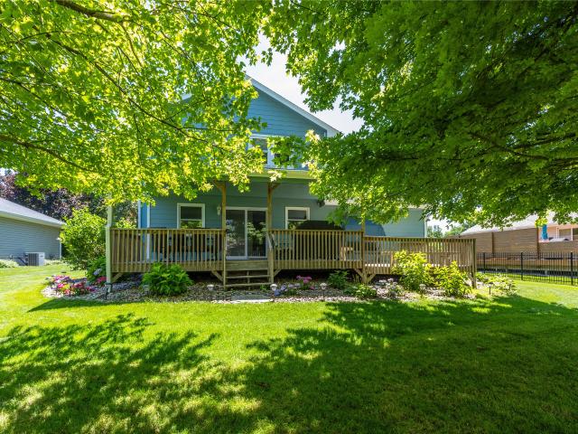 1006 SE Peterson Drive