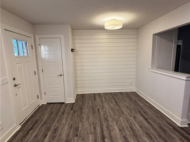 1006 SE 4th Street