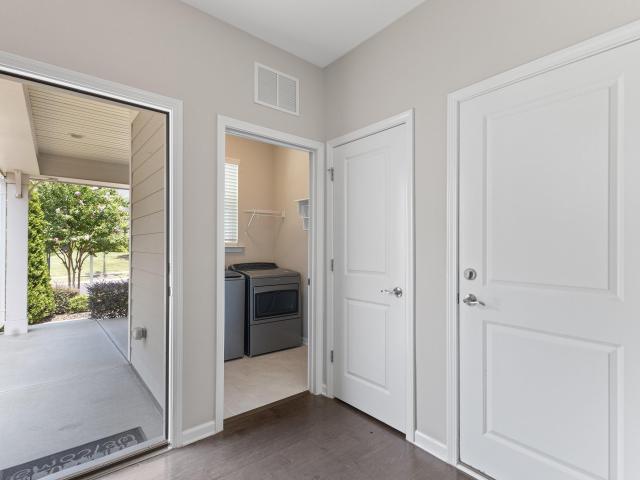 1006 Sounding Lane