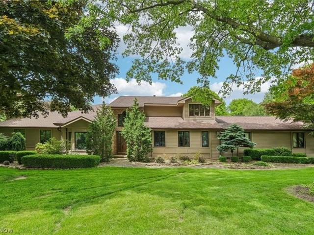 1006 Traci Ln, Copley, OH 44321