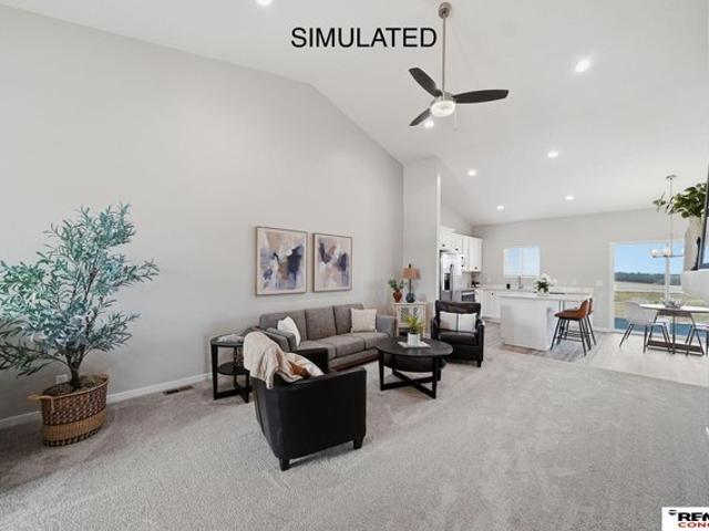 1006 W Sand Dunes Rd, Lincoln, NE 68523