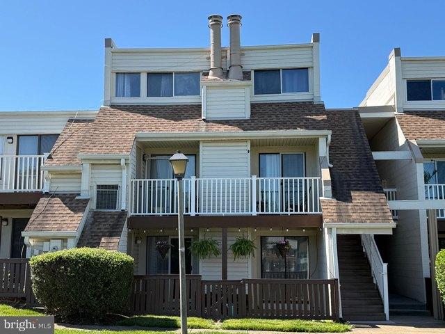 1006 Warwick Ct Unit B, Sterling, VA 20164