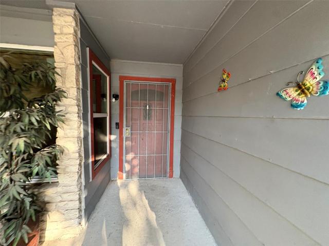 1006 Wisteria Cir