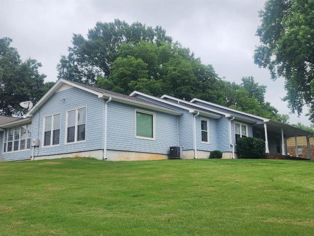 1006 Wood Circle