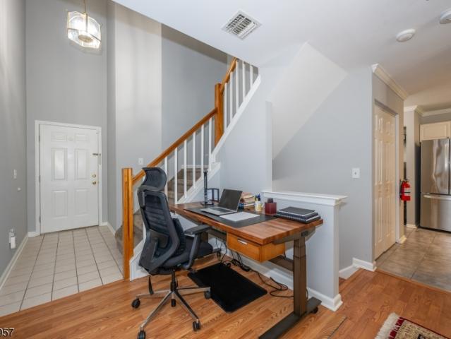 1006 Worthington Ct # 1006