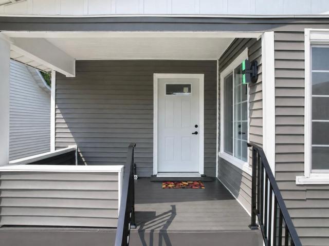 1006 15TH Avenue