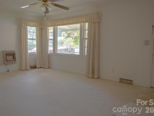 1006 3rd Avenue W