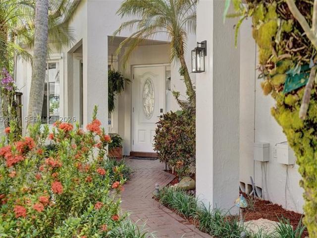 10073 NW 5th St, Plantation, FL 33324