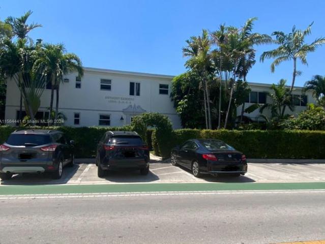 10074 E Bay Harbor Dr #74D, Bay Harbor Islands, FL 33154