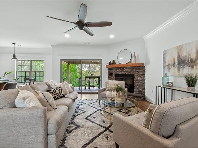 10078 Fair Lane