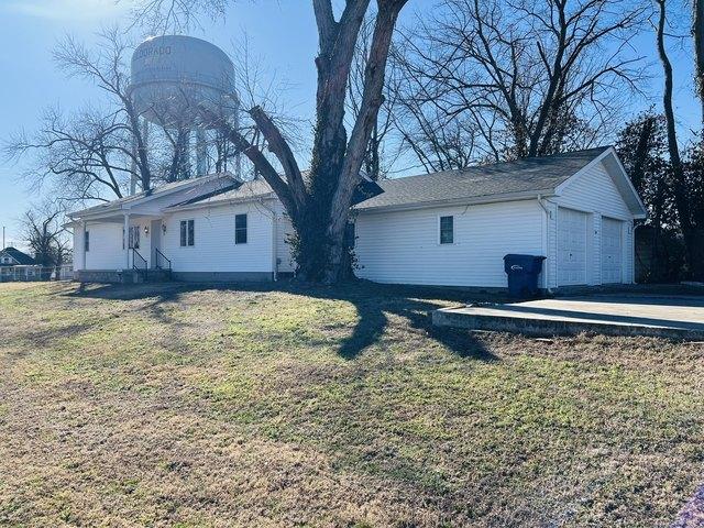 1007 Murphy St, Eldorado, IL 62930