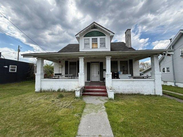 1007 Main Stmain St E, Oak Hill, WV 25901