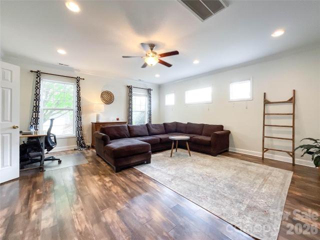 1007 Matilda Lane