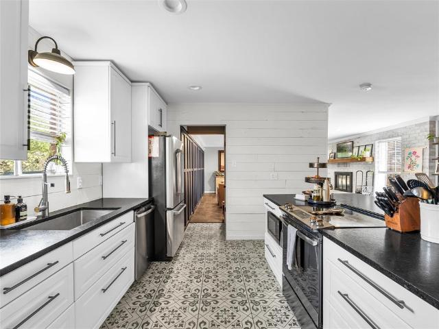 1007 Melrose Drive