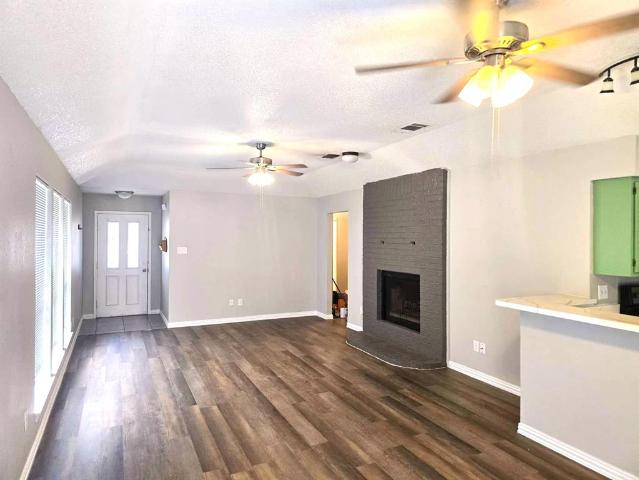 1007 Mitchell Lane