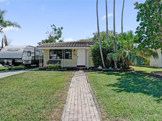 1007 N 31st Rd, Hollywood, FL 33021