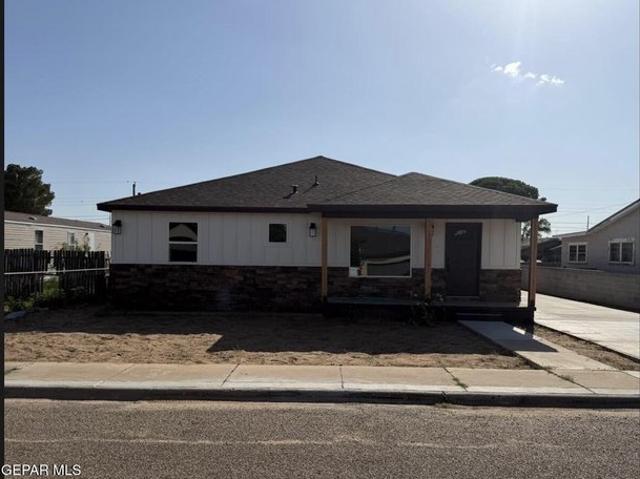 1007 N Carol Ave, Pecos, TX 79772