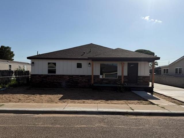 1007 N Carol St, Monahans, TX 79756