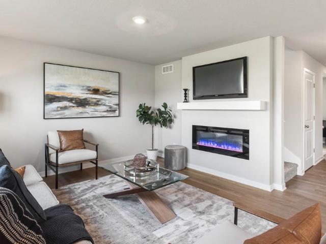 1007 NE Deerfield Drive