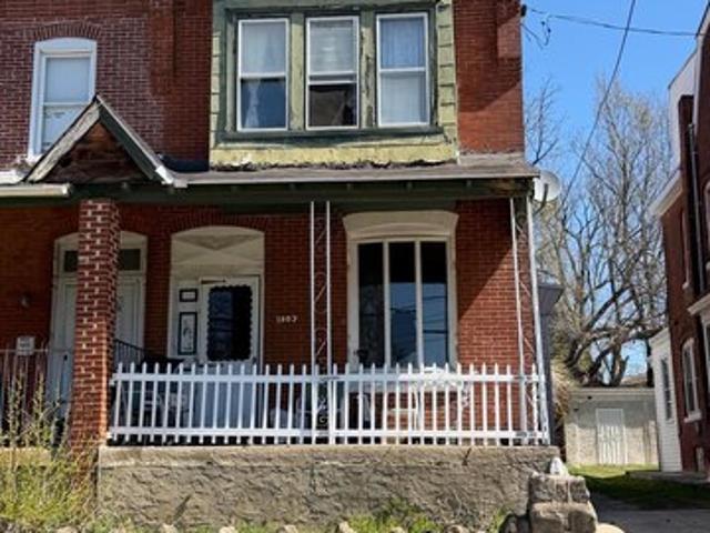 1007 Arrott St, Philadelphia, PA 19124