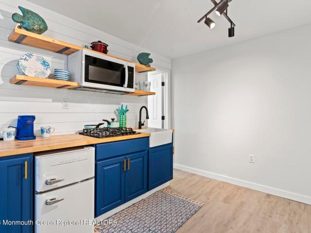 1007 Barnegat Avenue Unit 3