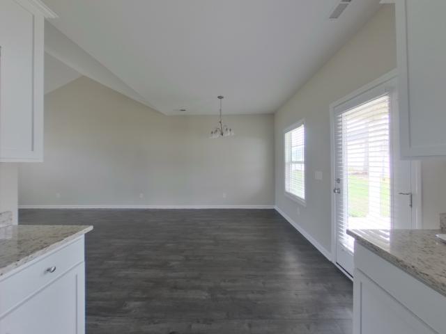 1007 Cyril Dr