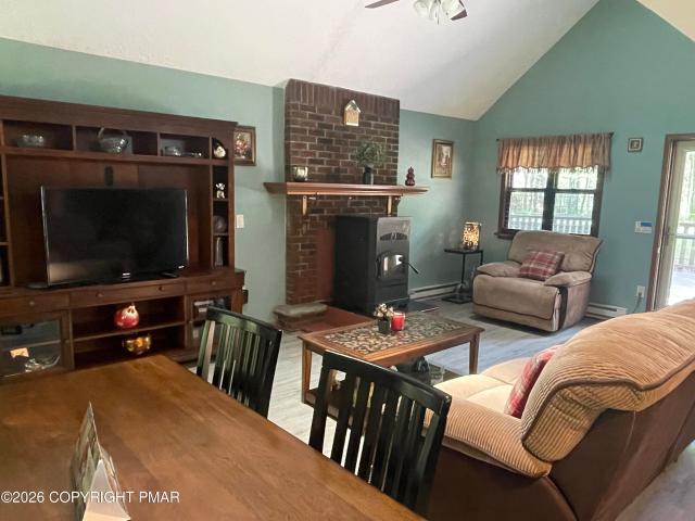 1007 Cayuga Drive