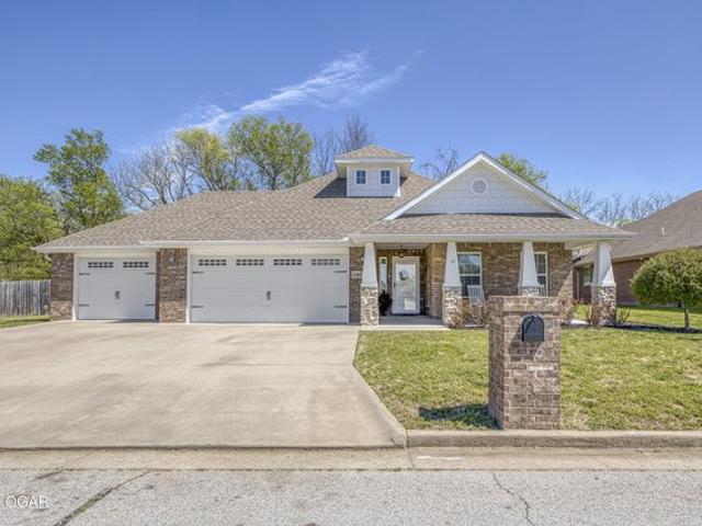 1007 Chesterfield Dr, Webb City, MO 64870