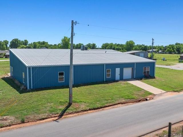 1007 County Street 2937, Tuttle, OK 73089