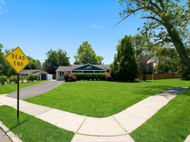 1007 Crystal Dr, Toms River, NJ 08753