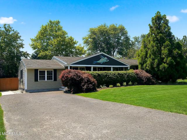 1007 Crystal Drive