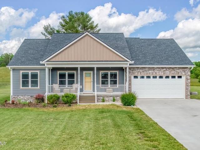 1007 Deerfoot Cir, Rogersville, TN 37857