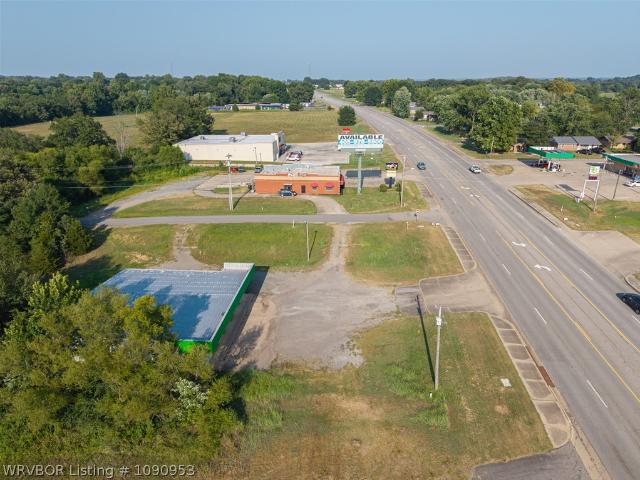 1007 E East Broadway
